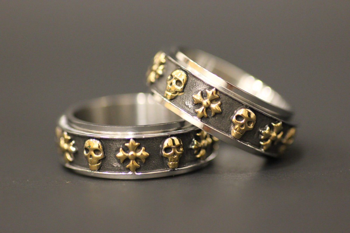 Rotary Skull Ring – Feltro