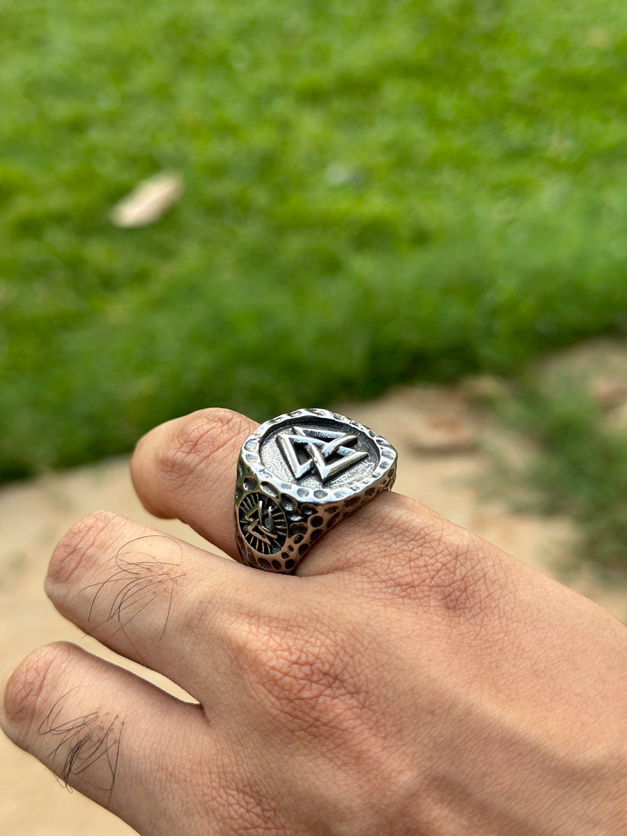 Masonry Ring – Feltro